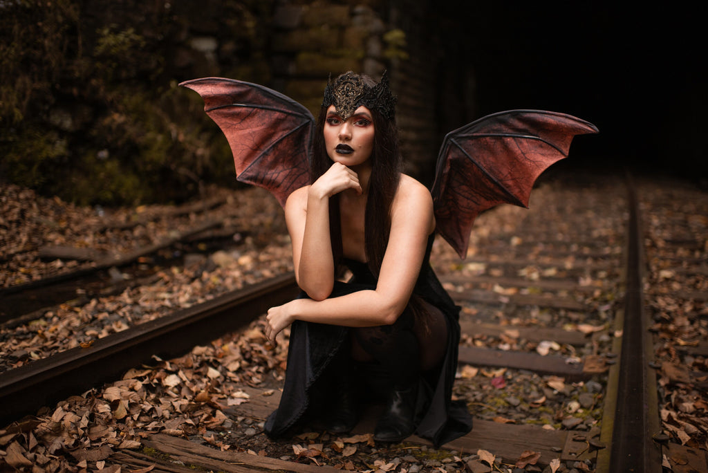 Bat Costume Wings Wings for Halloween, Realistic and Corset-Friendly ...